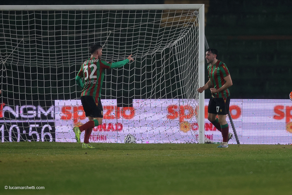 Ternana, Liam Kerrigan primo calciatore d'oltremanica in gol con le ...